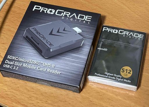 SDカードリーダーProGrade Digital 【SD/microSD UHS-II】 ダブルスロットカードリーダー (PGM0.5): AppleのiPhoneでスマホ生活を始めてみた